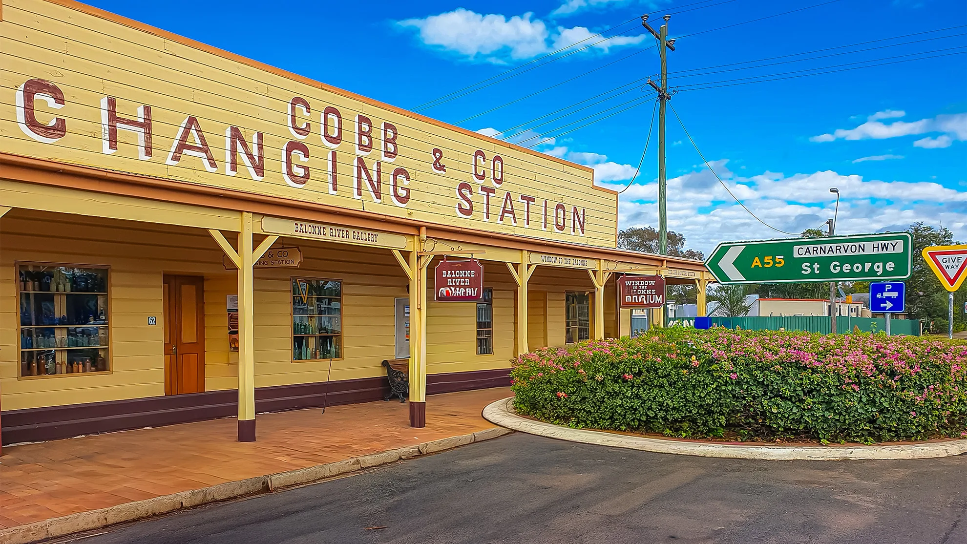 A brief history of Surat in Queensland. - SuggPix Australian Photography